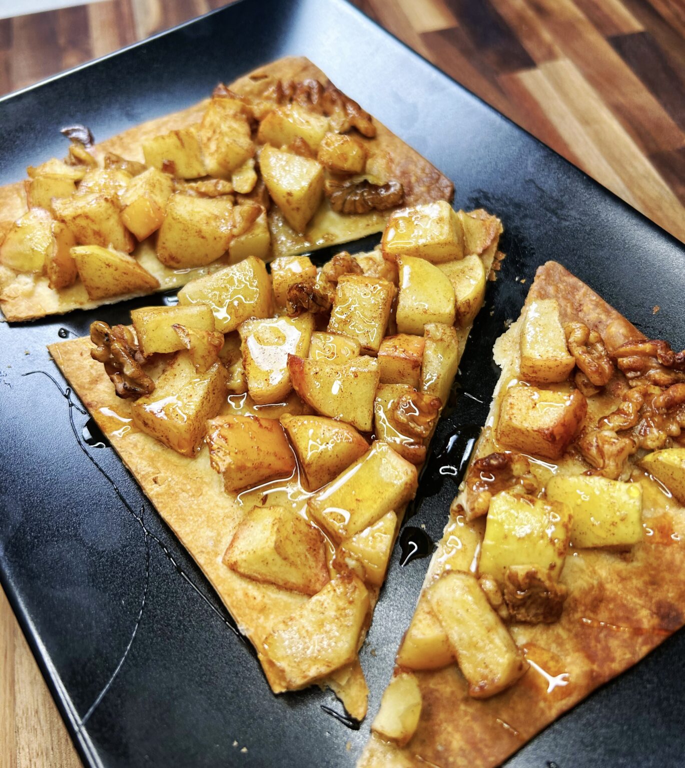 Baked Apple-Honey-Walnut Hittite Flatbread – Eats History